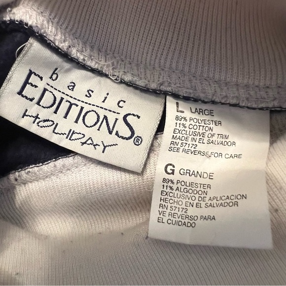 Basic Editions | Tops | Vintage Christmas Village Sweatshirt Size L ...